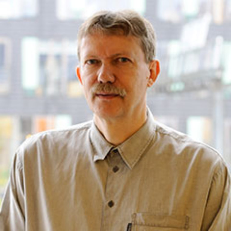 Frank Jensen Celebrates 20 years at HUGIN EXPERT | Hugin Expert